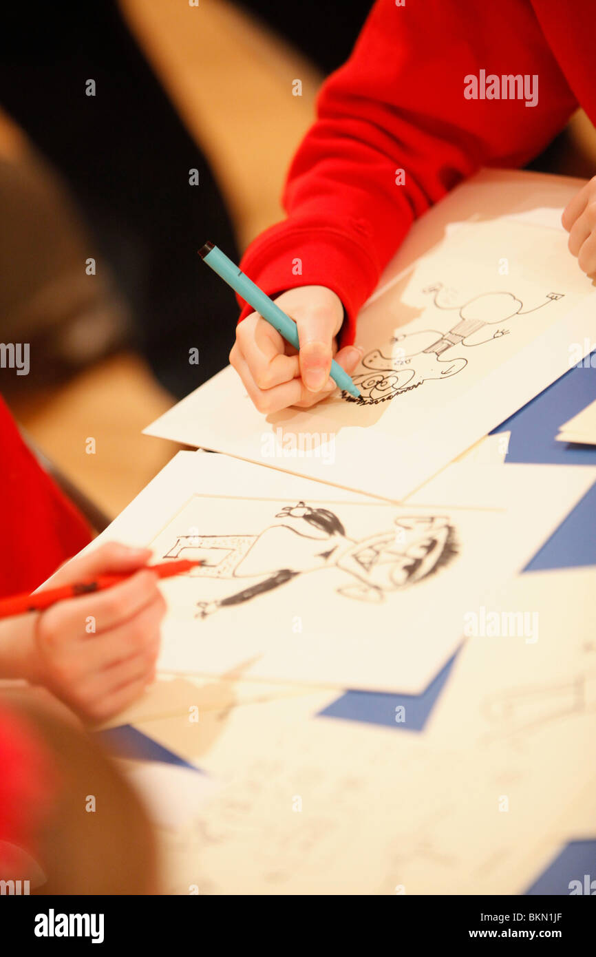 Children making things in an art workshop Stock Photo - Alamy