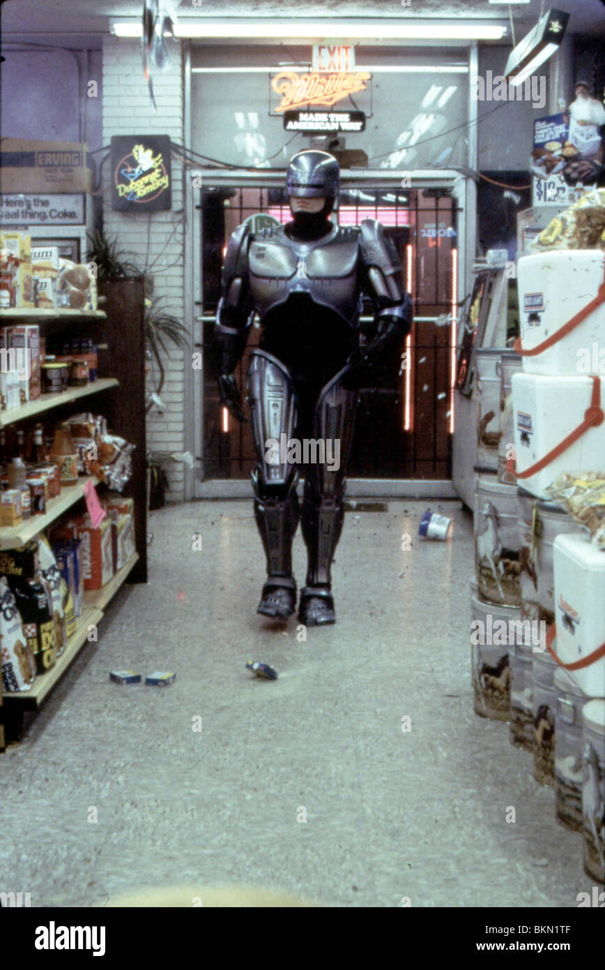Robocop 1987 peter weller hi-res stock photography and images - Alamy