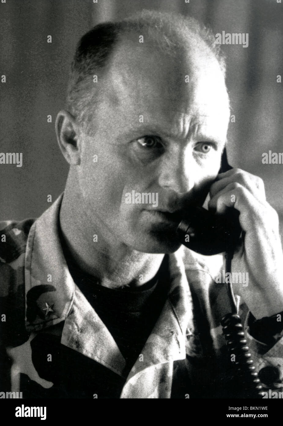 THE ROCK -1996 ED HARRIS Stock Photo - Alamy