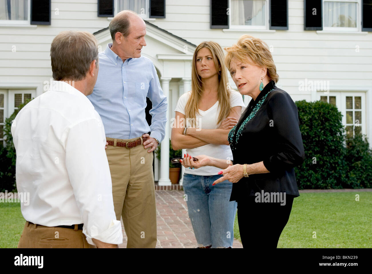 RUMOR HAS IT (2005) KEVIN COSTNER, RICHARD JENKINS, JENNIFER ANISTON, SHIRLEY MACLAINE RUMH 001 ...