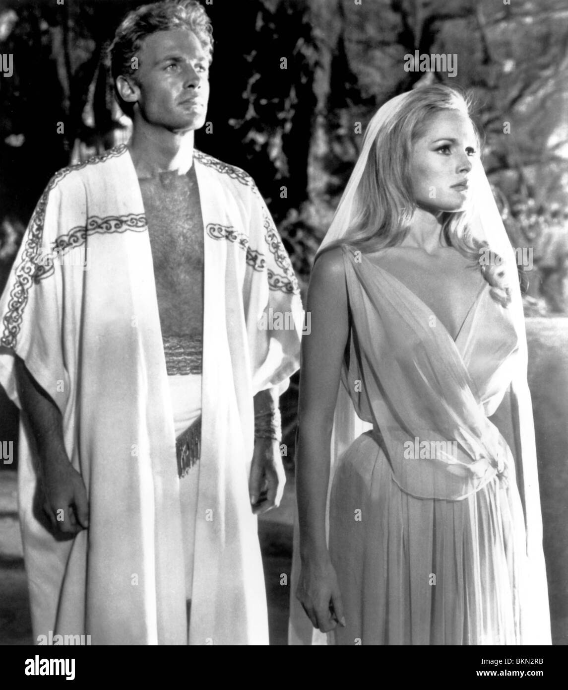 SHE (1965) JOHN RICHARDSON, URSULA ANDRESS SHE 003P L Stock Photo - Alamy