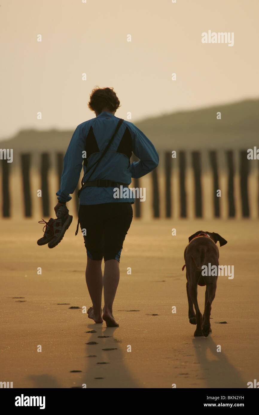 human with rhodesian ridgeback Stock Photo - Alamy