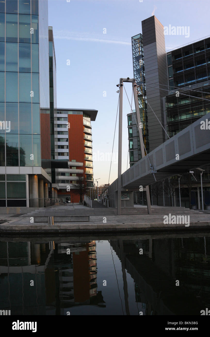 The point paddington basin hi-res stock photography and images - Alamy