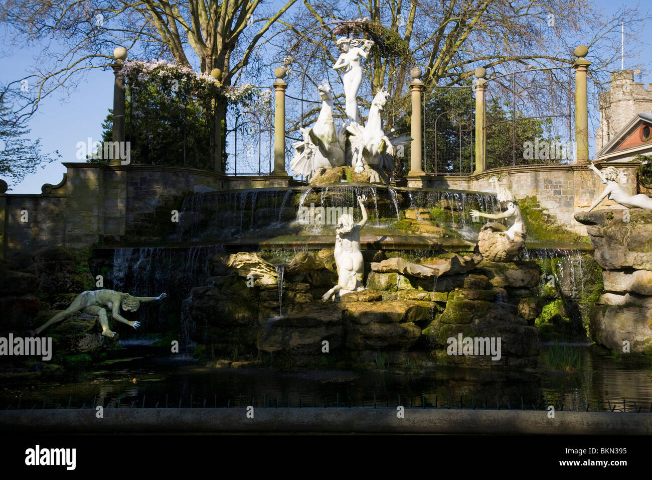 Nymph marble statue hi-res stock photography and images - Alamy