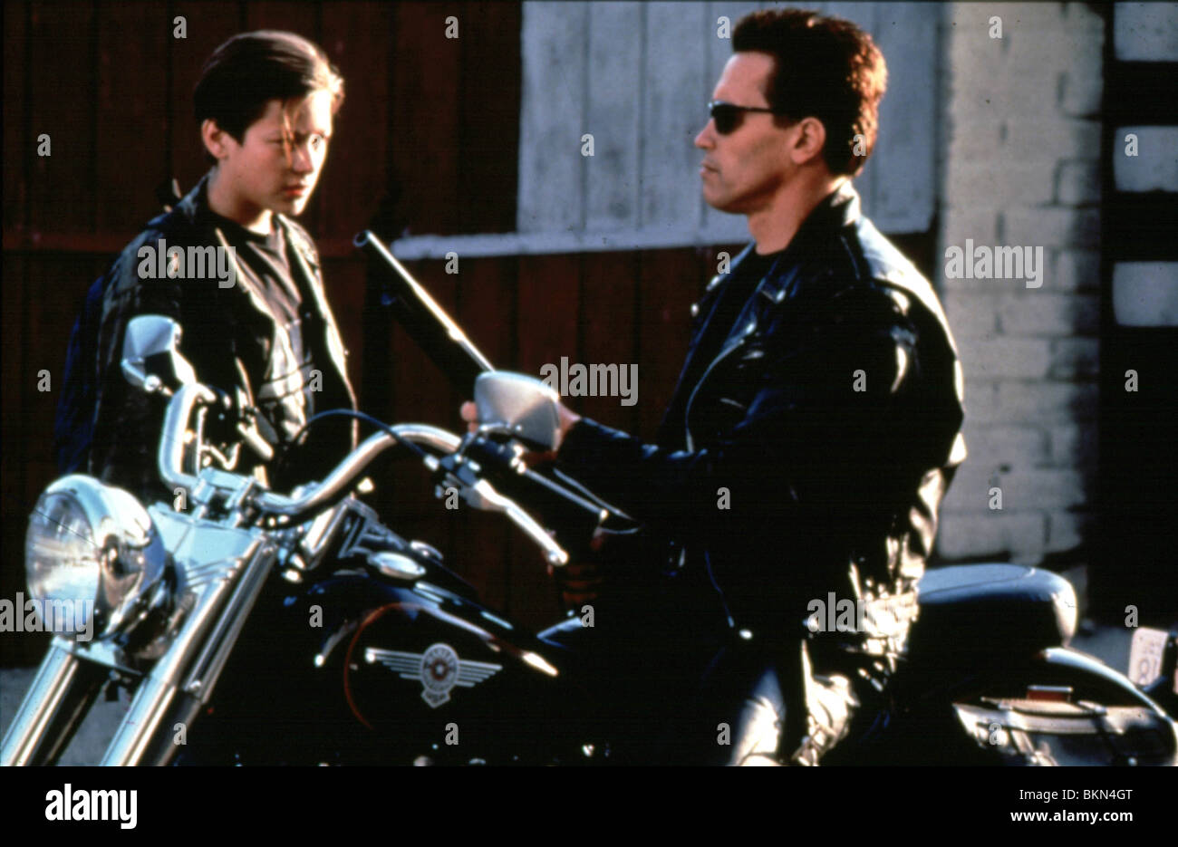 TERMINATOR 2: JUDGEMENT DAY (1991) EDWARD FURLONG, ARNOLD ...