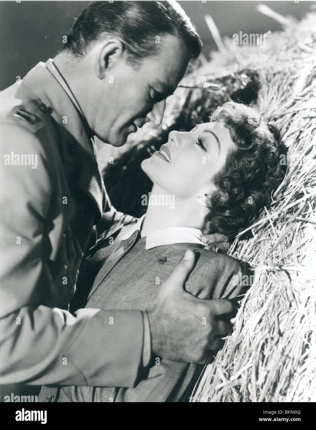 WITHOUT RESERVATIONS (1946) JOHN WAYNE, CLAUDETTE COLBERT WHTR 001P ...