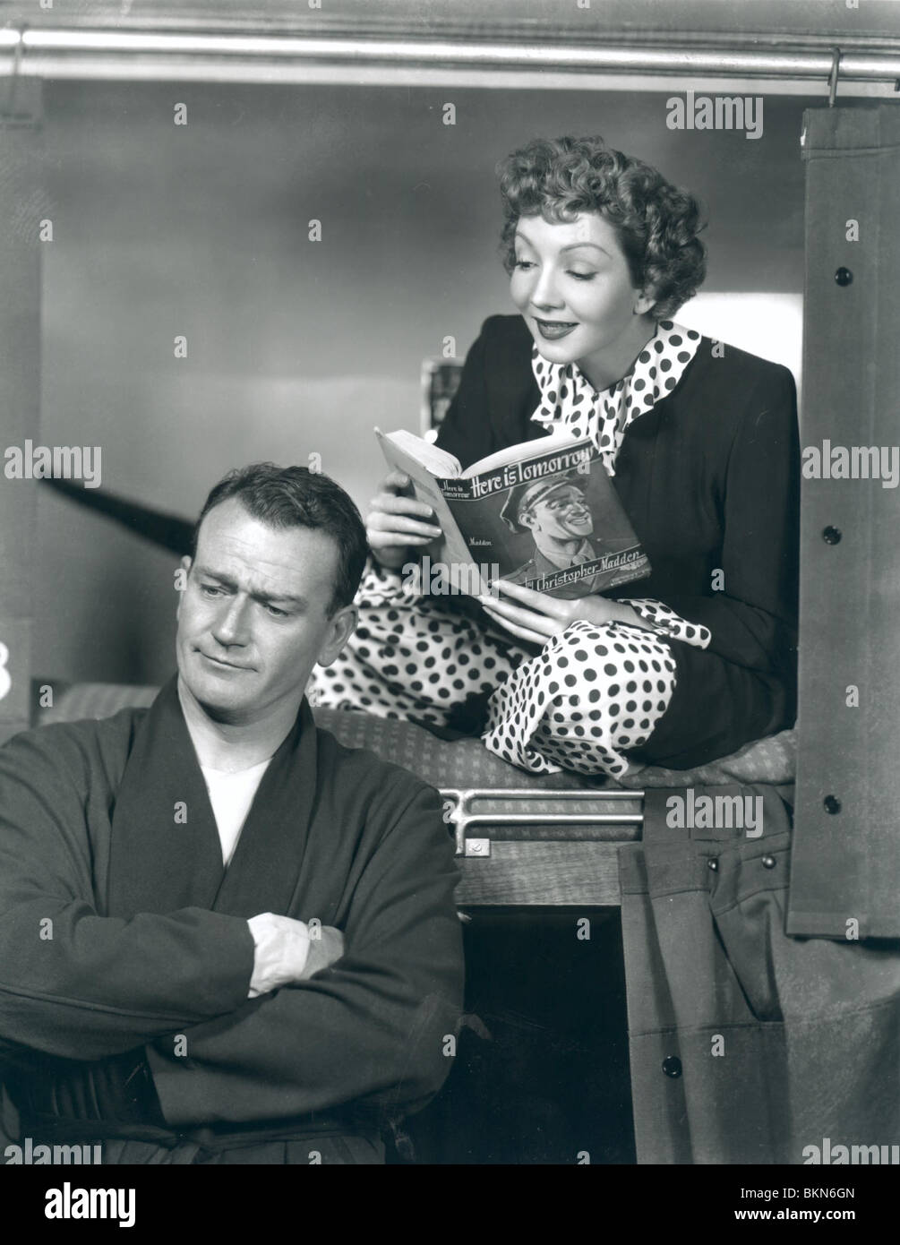 Claudette colbert whtr 002p moviestore collection ltd hi-res stock ...