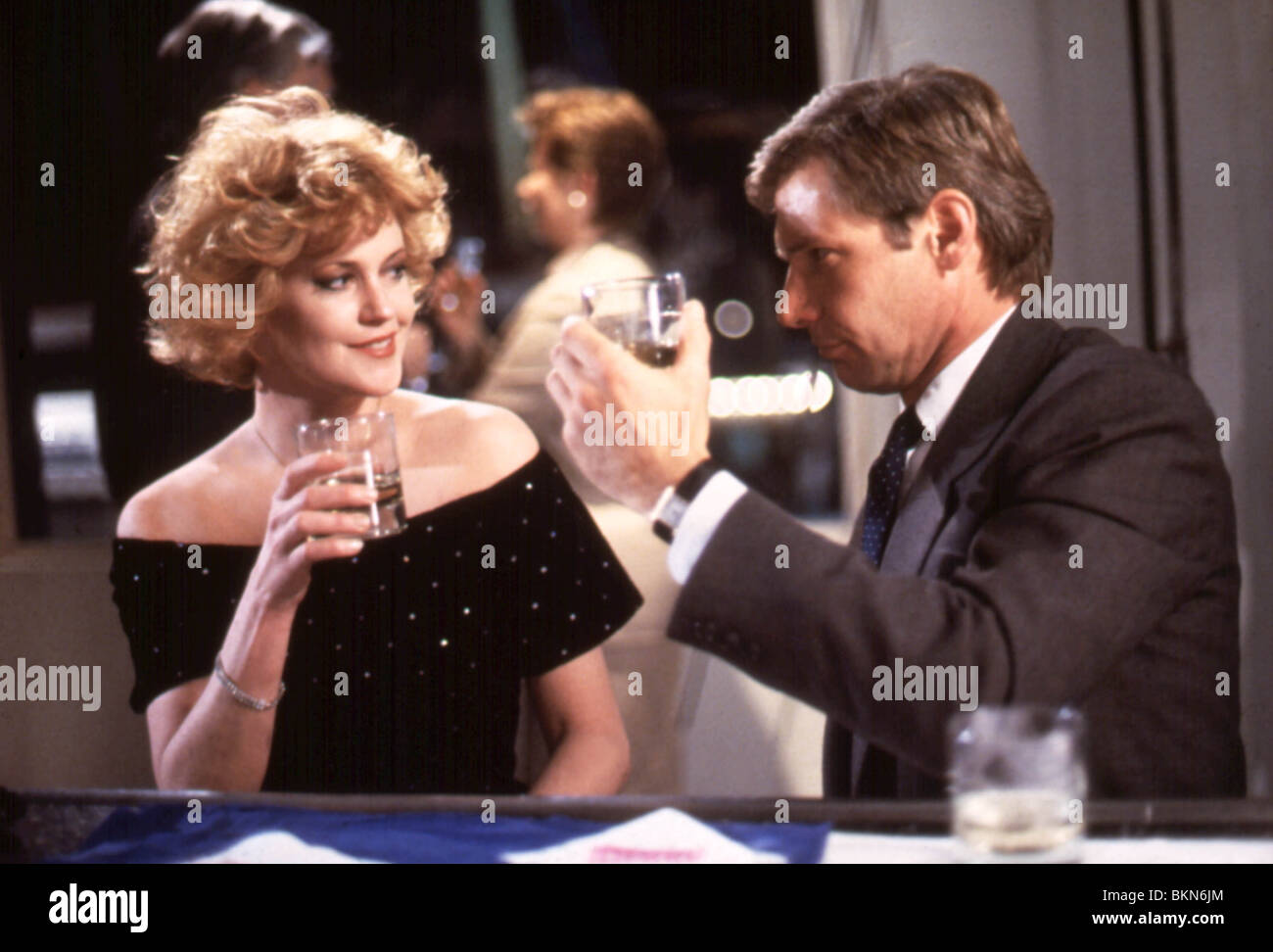 WORKING GIRL (1988) MELANIE GRIFFITH, SIGOURNEY WEAVER WKG 039 Stock ...