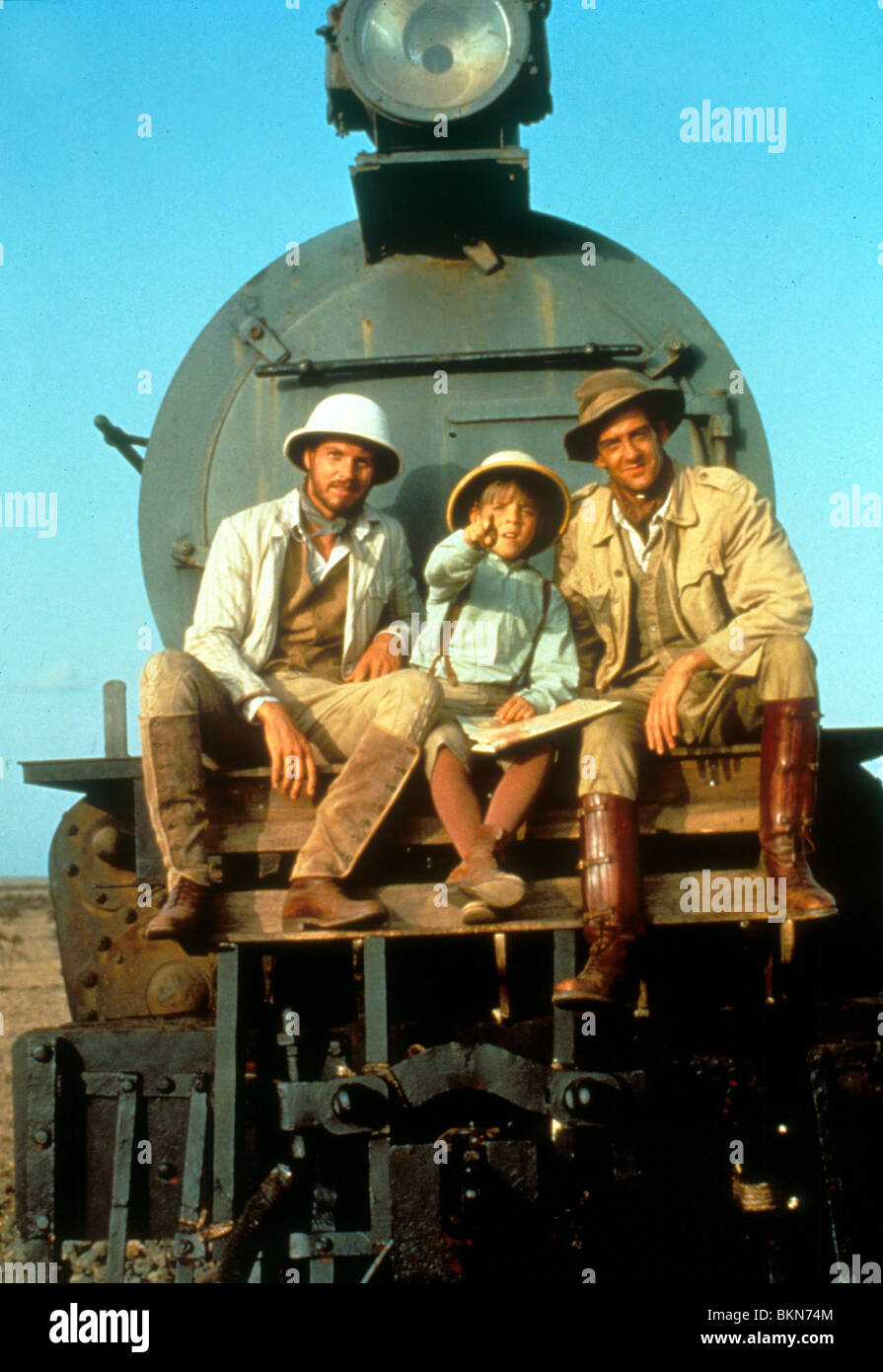THE YOUNG INDIANA JONES CHRONICLES (TV) LLOYD OWEN, COREY CARRIER YIJ1 ...