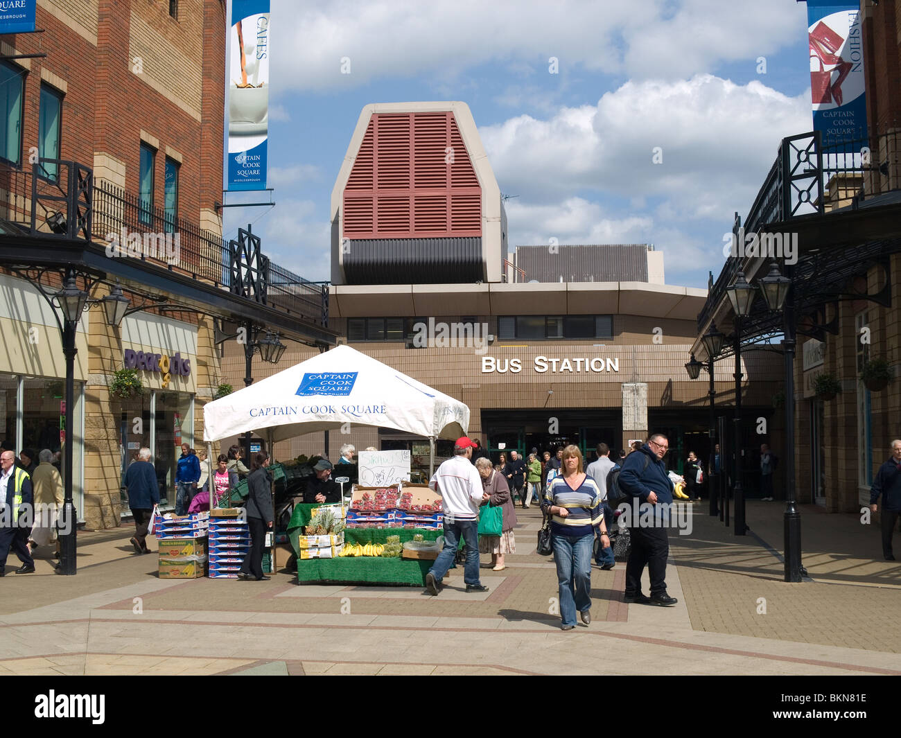 Captain cook square hi-res stock photography and images - Alamy