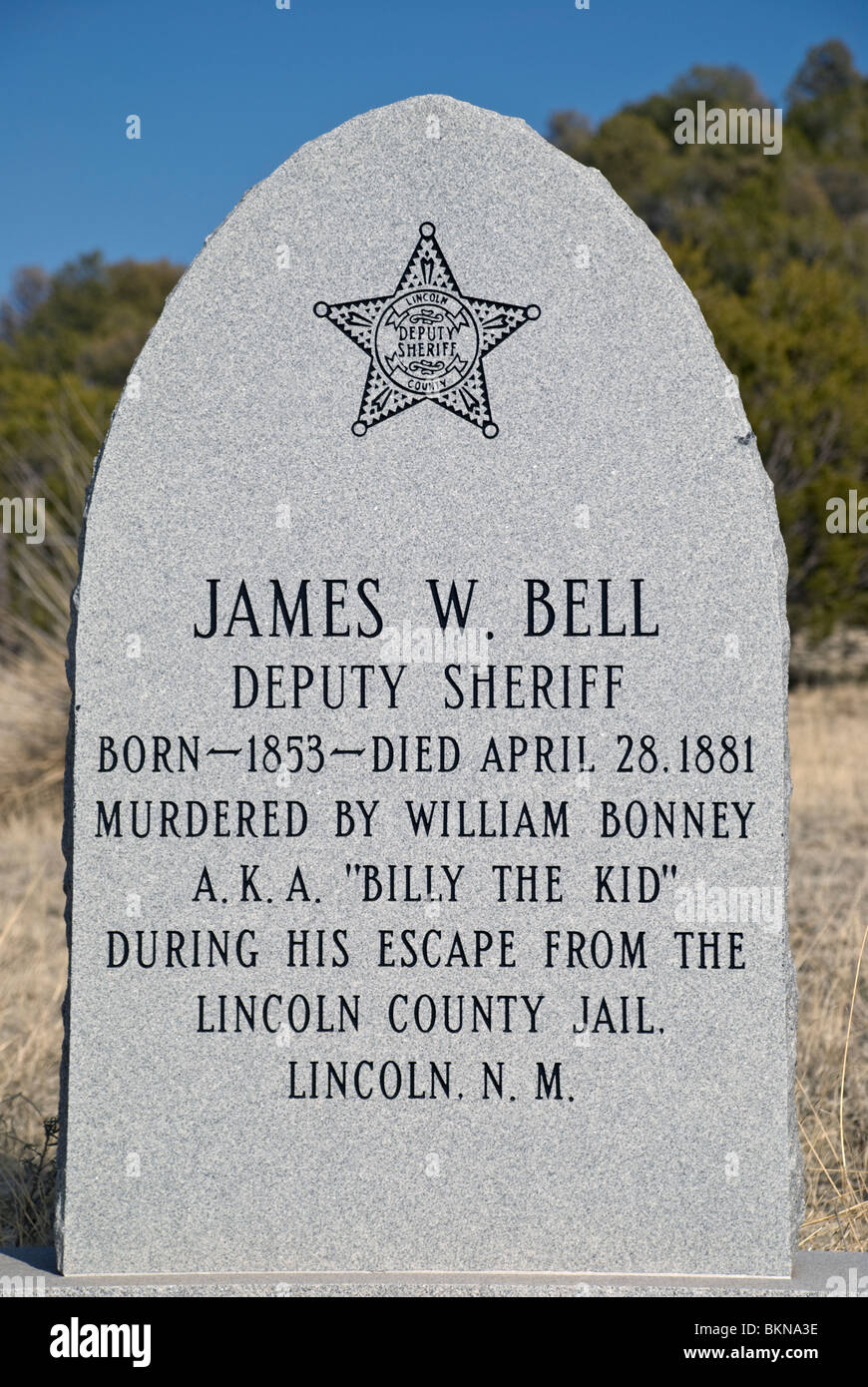 The tombstone of deputy sheriff James W. Bell who was murdered by ...