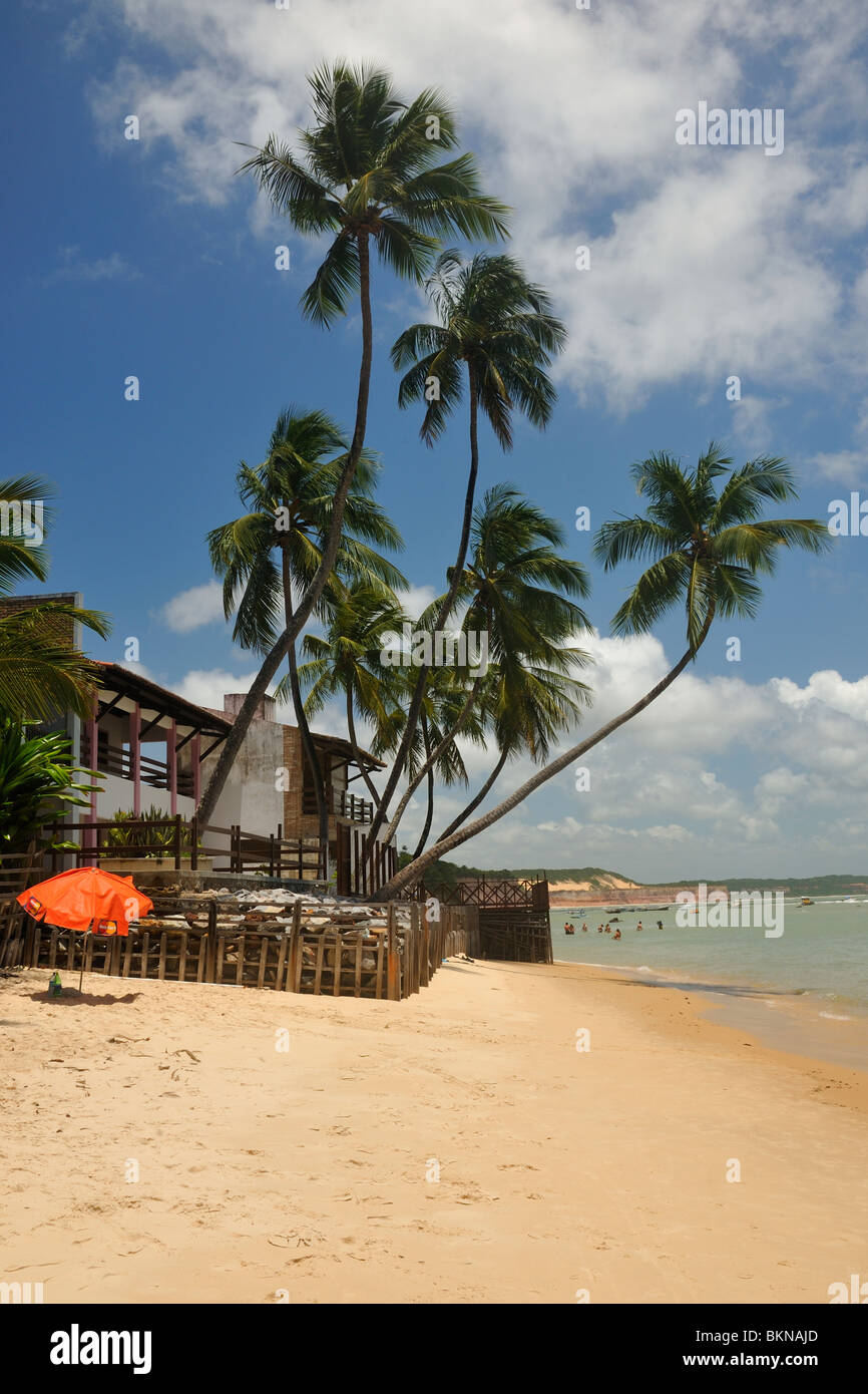 Pipa azul hi-res stock photography and images - Alamy