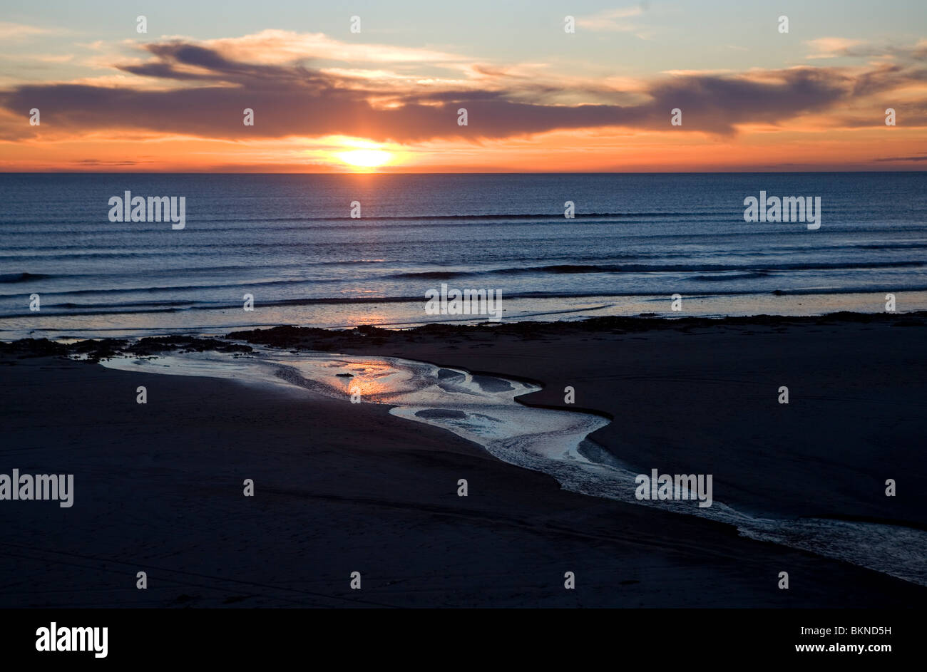 Sunset on Ocean Beach, Tasmania's longest beach Stock Photo - Alamy
