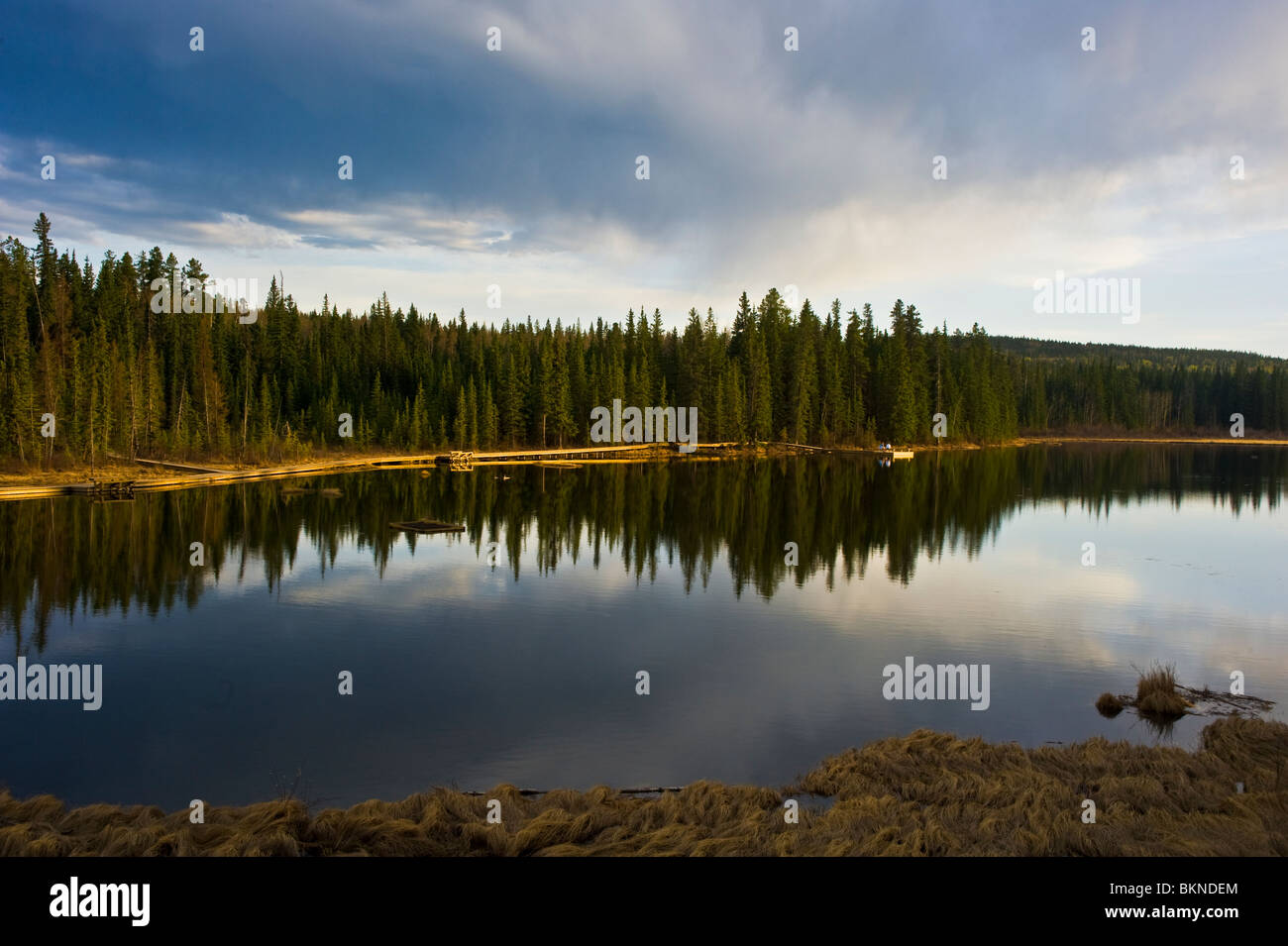 Walk around a lake hi-res stock photography and images - Alamy