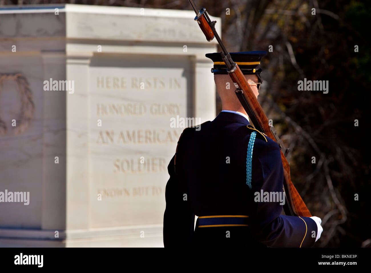 Honor guard at the Tomb of the Unknown Soldier, Arlington National ...