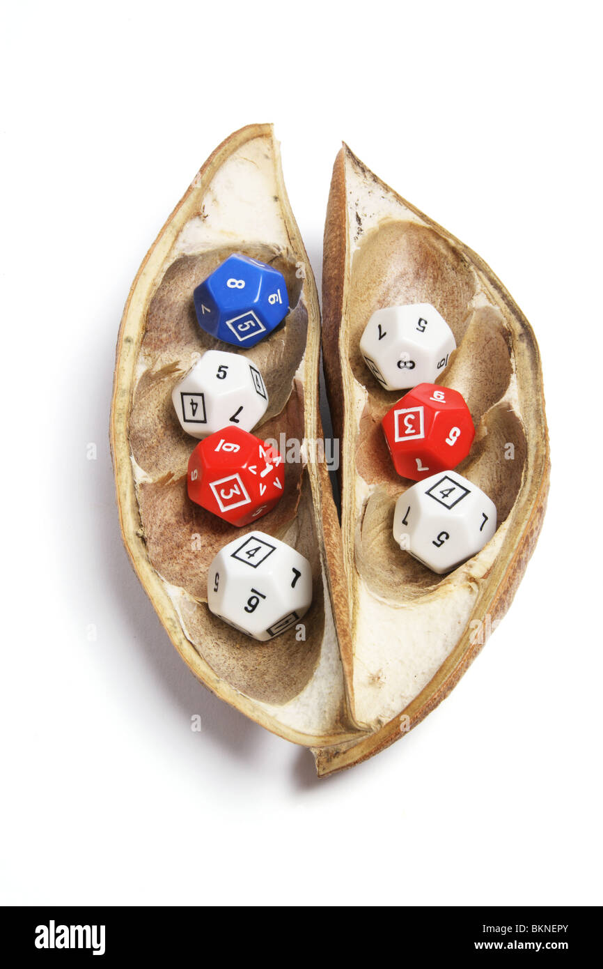 Broken dice hi-res stock photography and images - Alamy