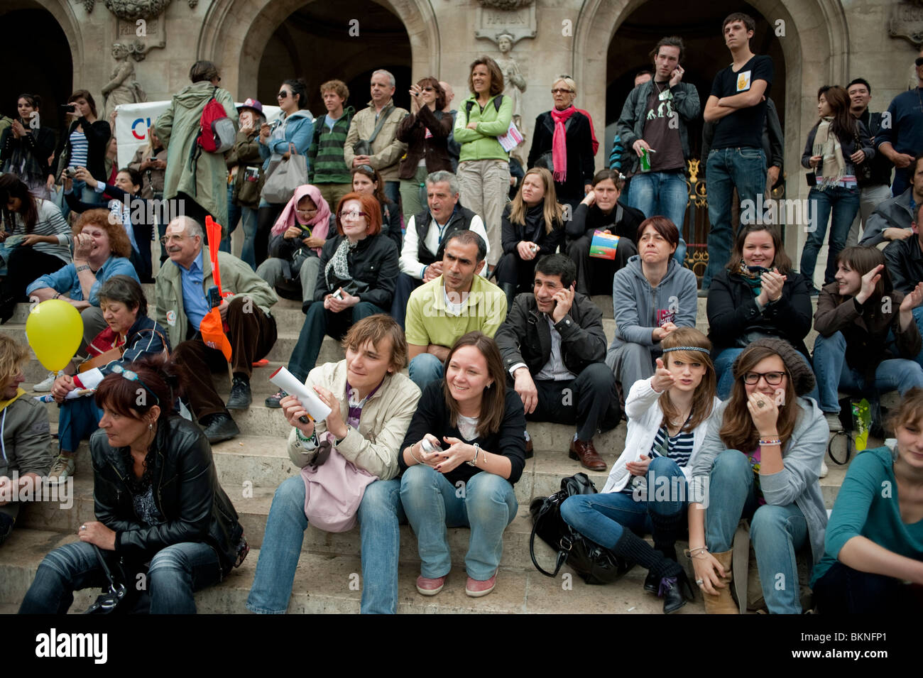 Audience, Crowd Scene from above, of Teens, Young Adults, Sitting ...