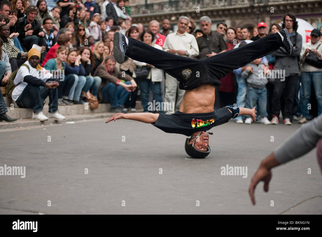Break dancing europe hi-res stock photography and images - Alamy