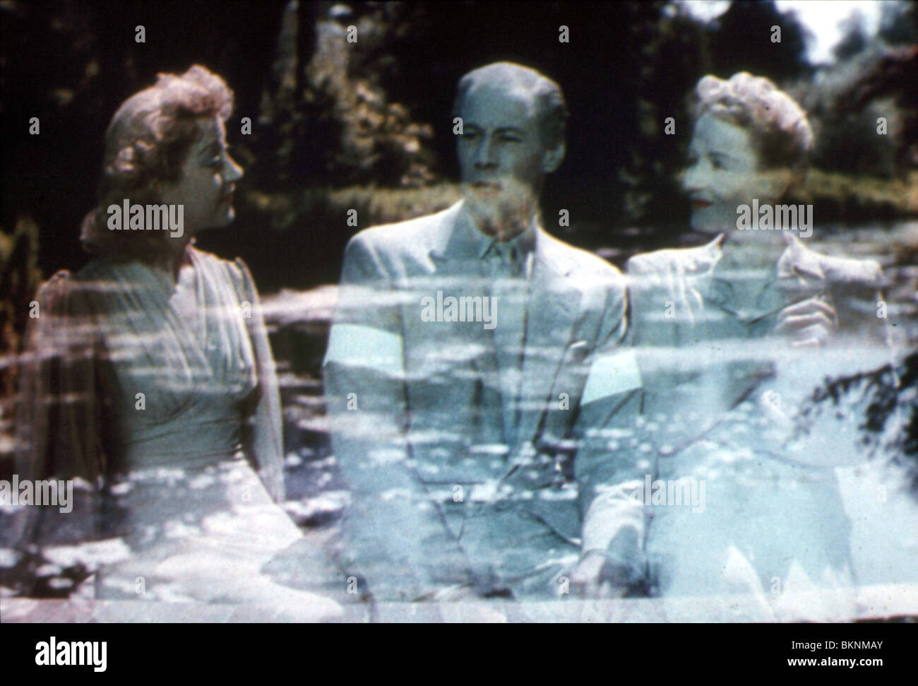 BLITHE SPIRIT (1945) JOYCE CAREY, CONSTANCE CUMMINGS, REX HARRISON ...