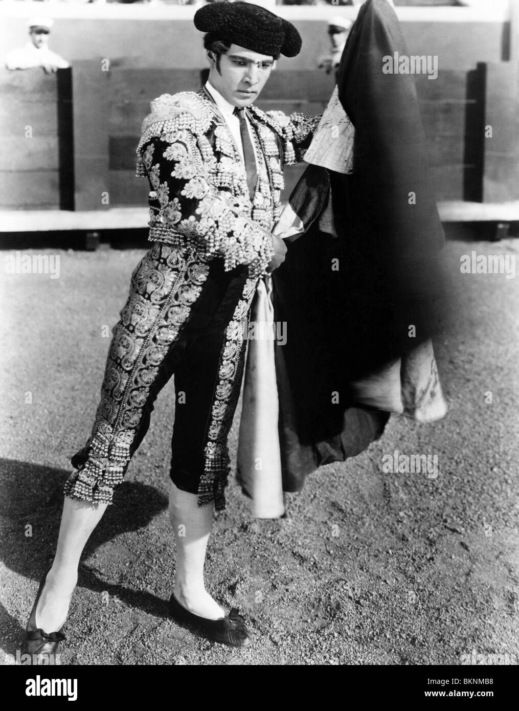 BLOOD & SAND (1922) BLOOD AND SAND (ALT) RUDOLPH VALENTINO FRED NIBLO ...