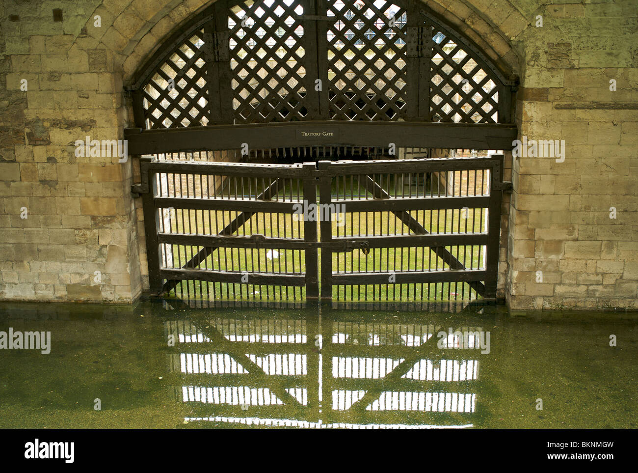 Infamous traitors gate tower london hi-res stock photography and images ...