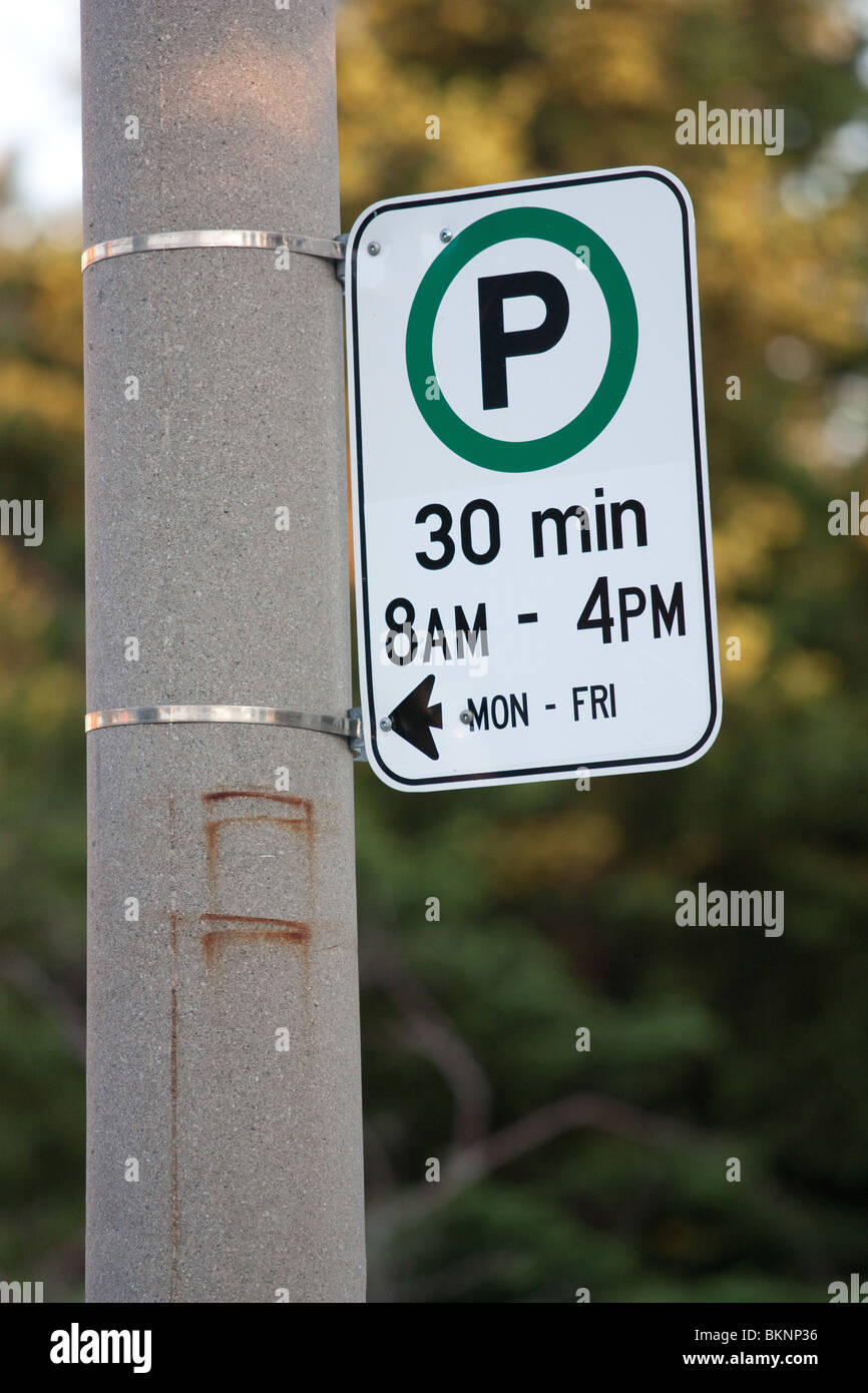 30 minute parking hi-res stock photography and images - Alamy