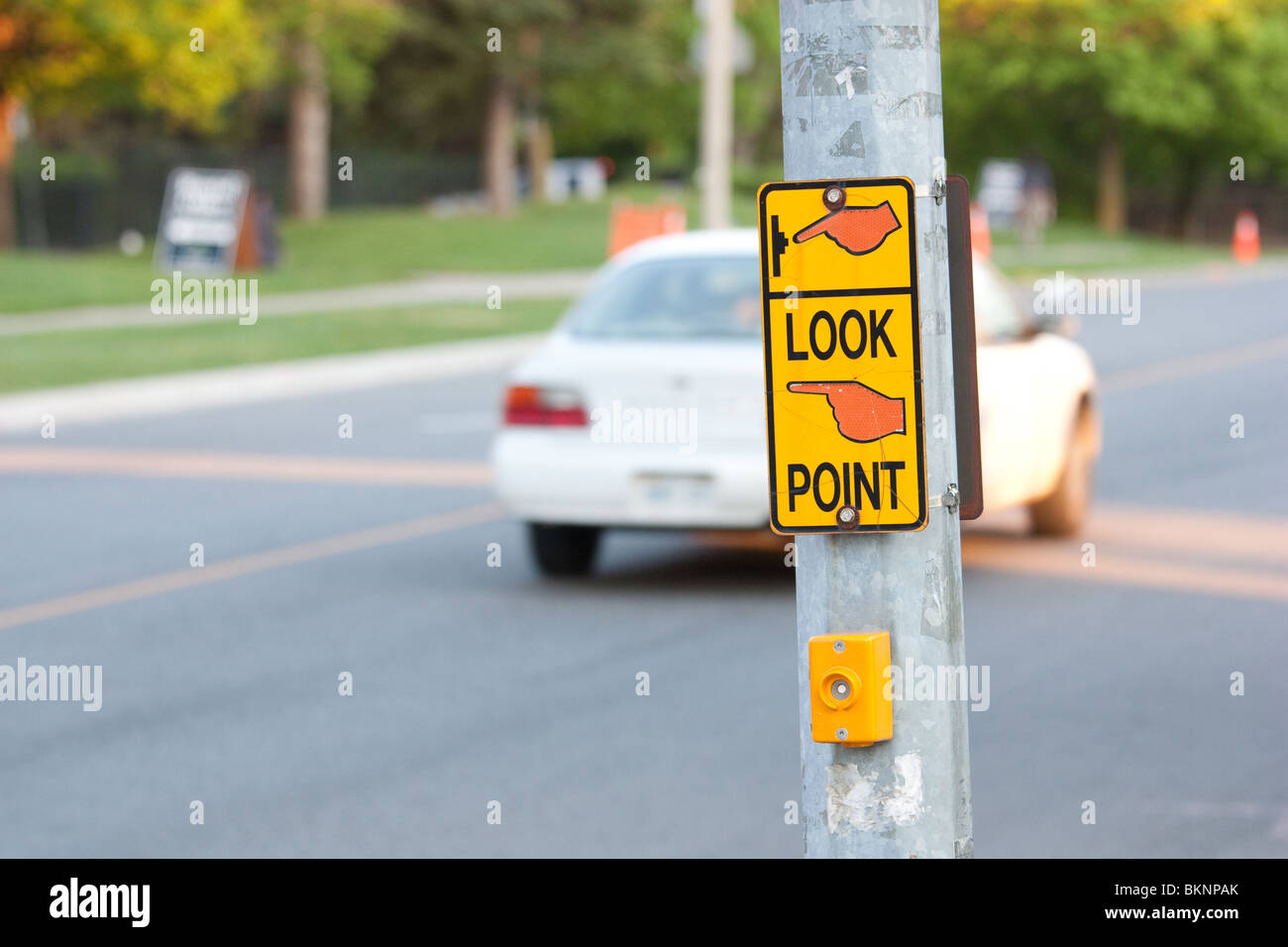 Sign of the cross hi-res stock photography and images - Alamy