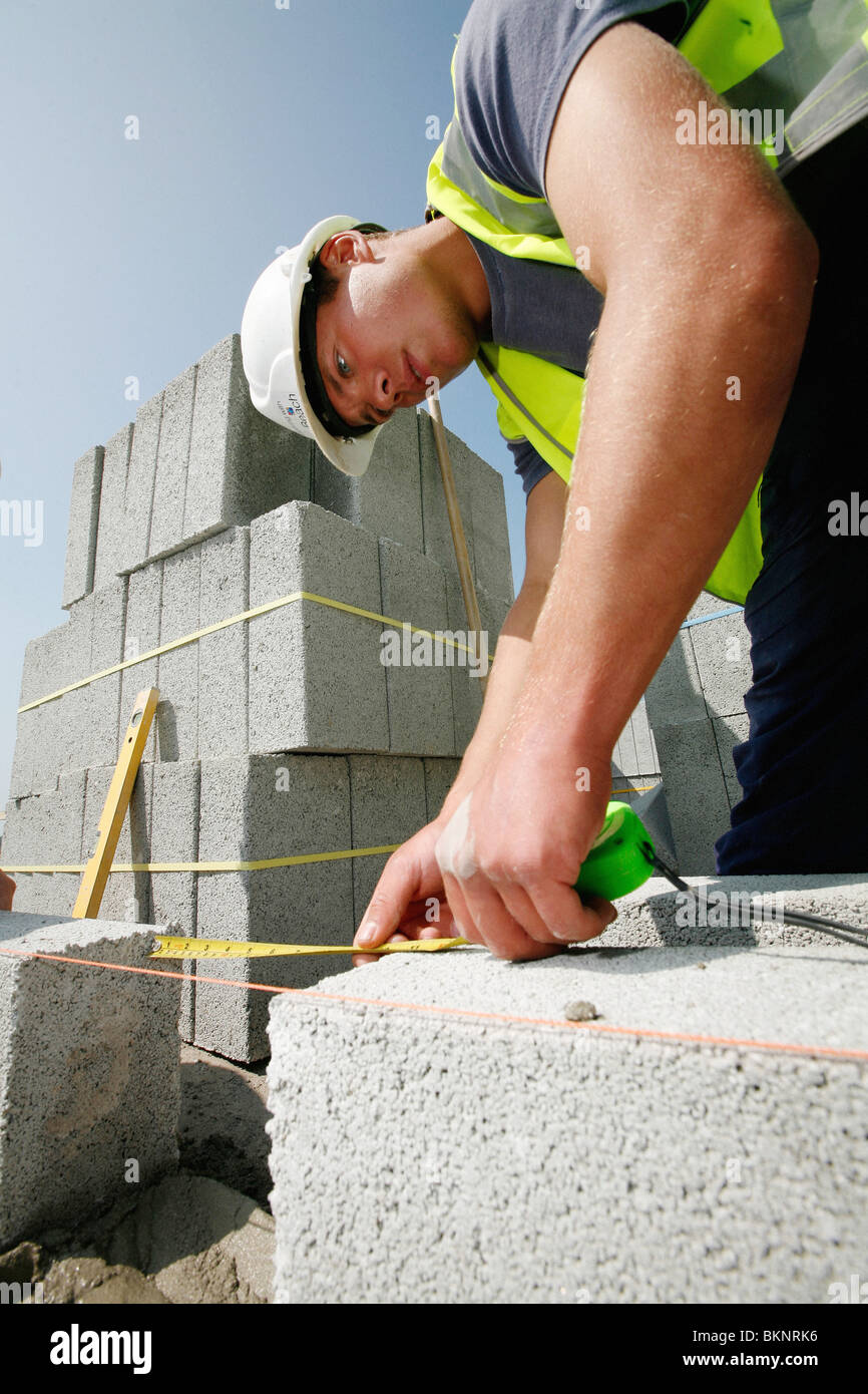 Building apprentices on building site hi-res stock photography and ...