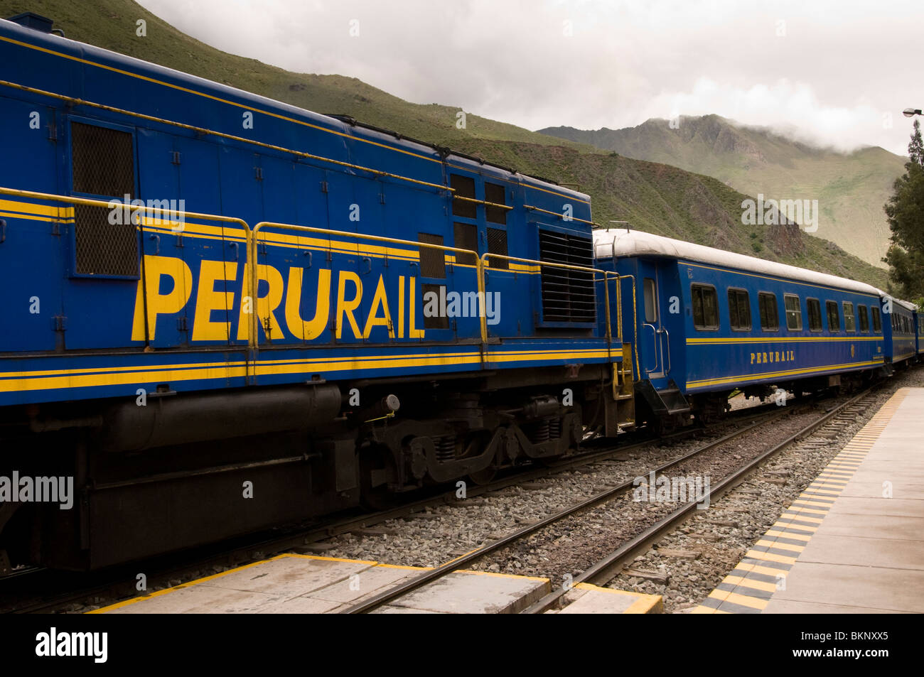 Peru rail train on the way to Machu Picchu, Peru Stock Photo - Alamy