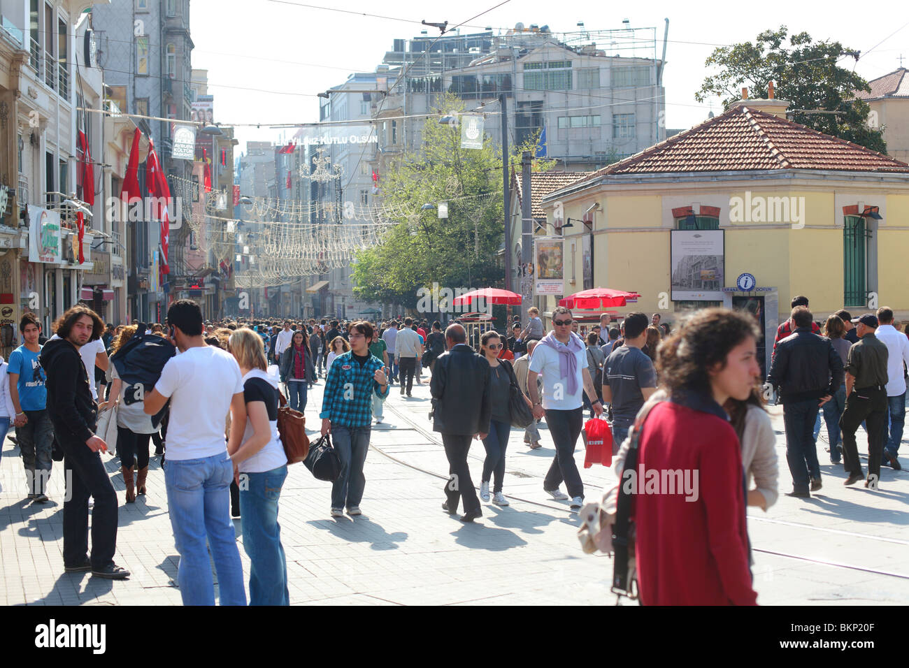 Place de taksim hi-res stock photography and images - Alamy