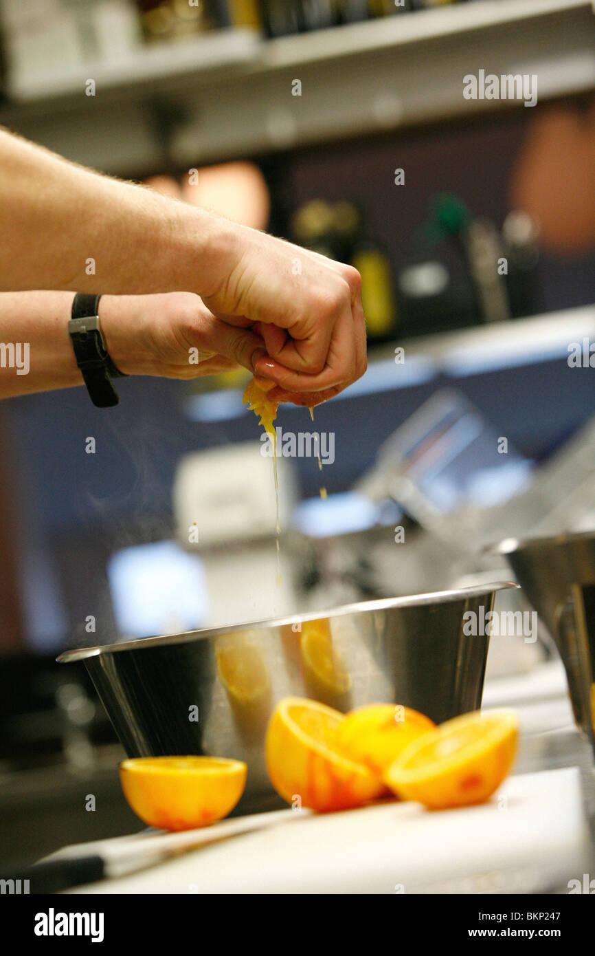 Restaurant prep hi-res stock photography and images - Alamy