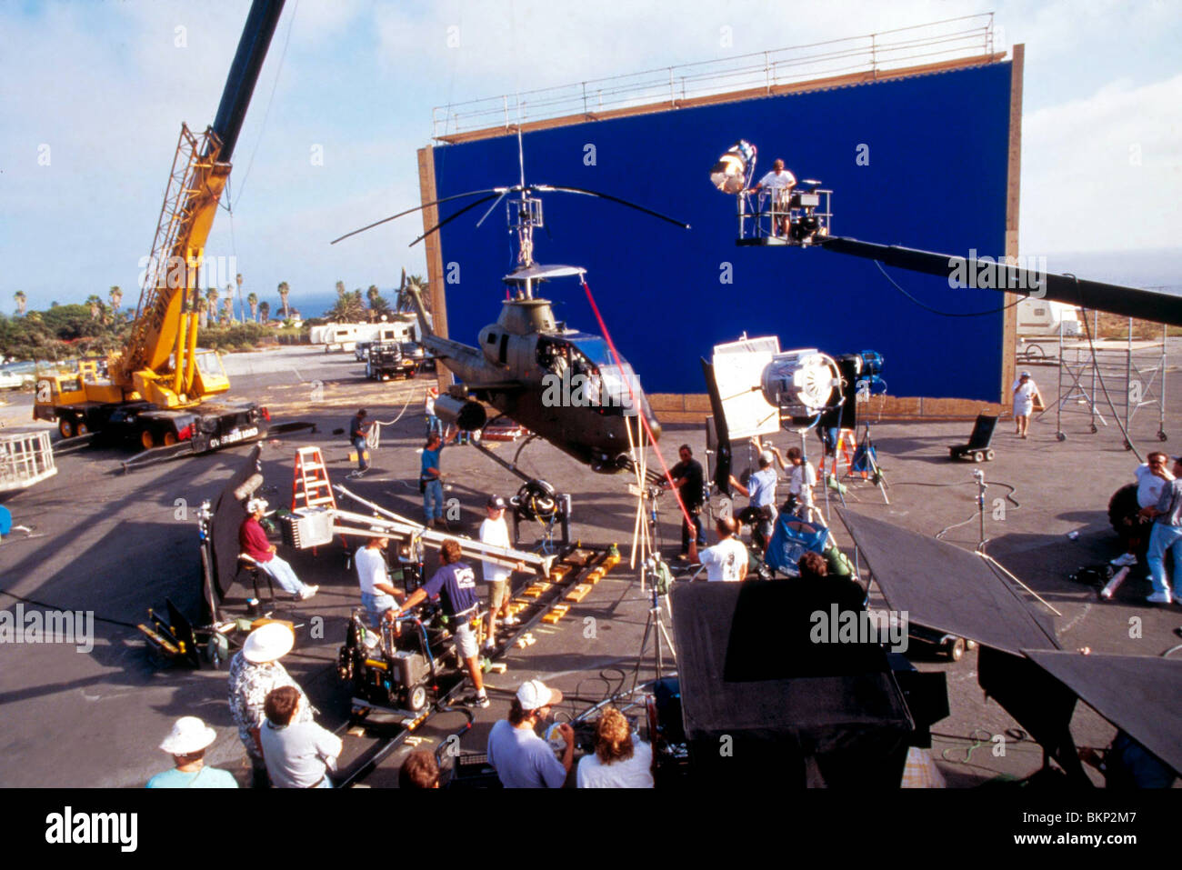 FILMING PRODUCTION (ALT) BEHIND THE SCENES (ALT) LOCATION (ALT) ON SET ...