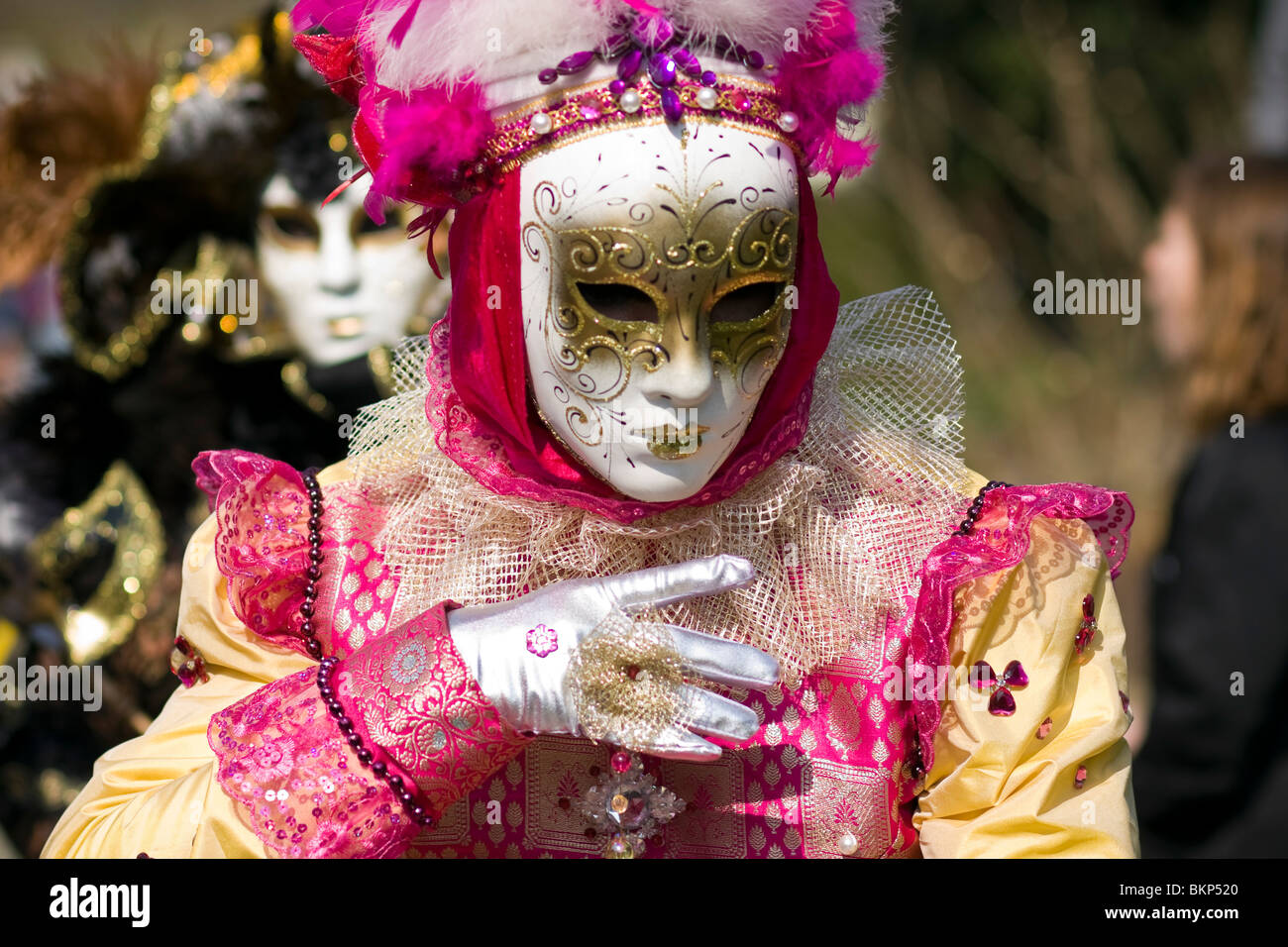Performers In Costume High Resolution Stock Photography and Images - Alamy