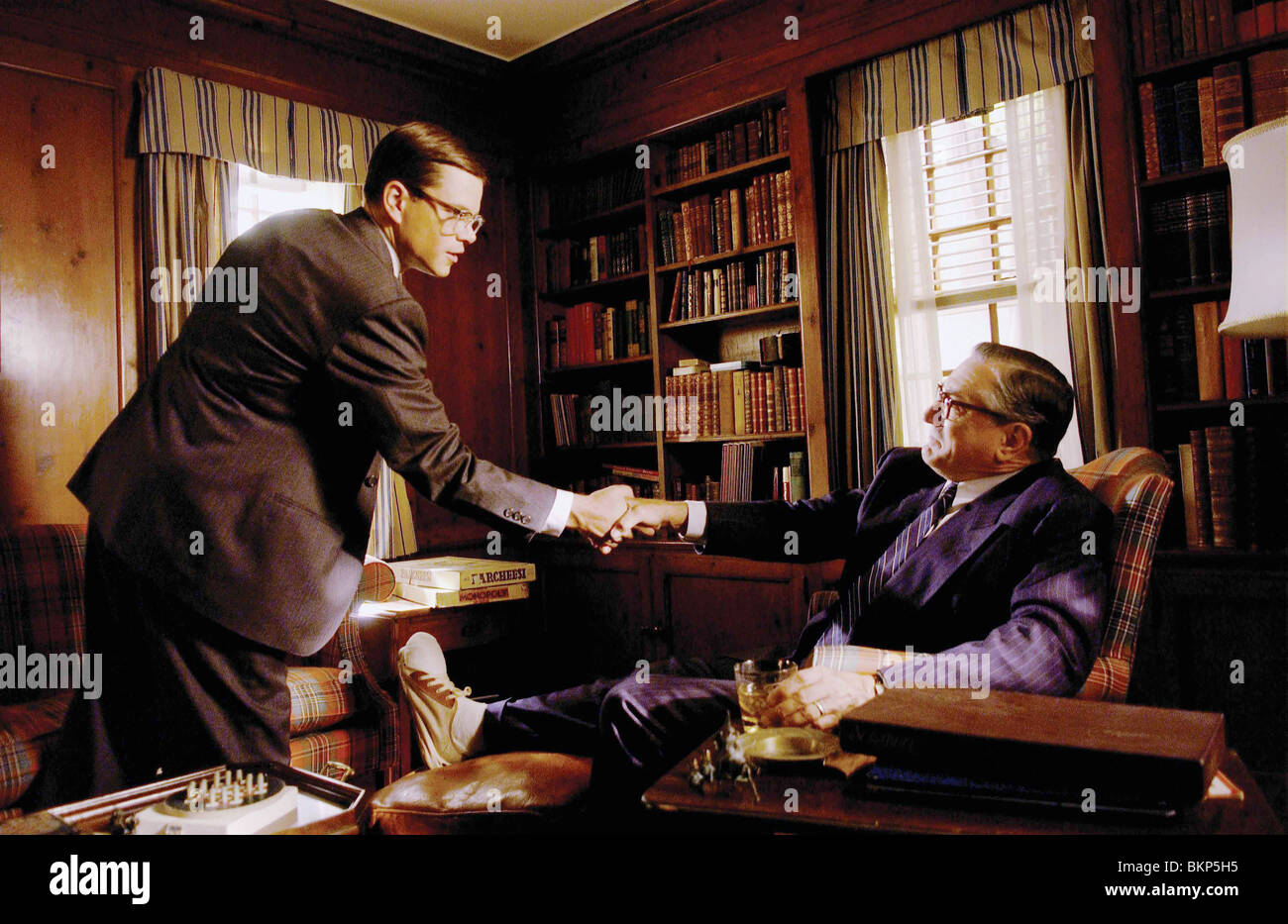 THE GOOD SHEPHERD (2006) MATT DAMON, ROBERT DE NIRO GDSH 001-02 Stock ...