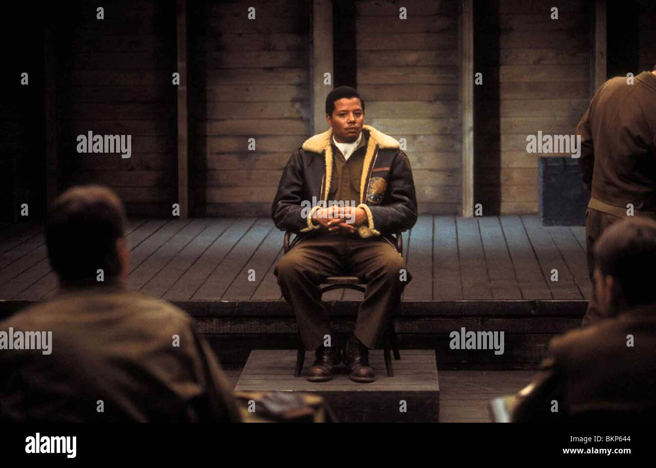 HART'S WAR (2002) TERRENCE HOWARD GREGORY HOBLIT (DIR) HTWR 001 Stock ...