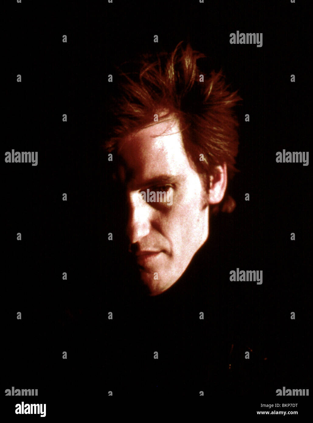 JUDGEMENT NIGHT (1993) DENIS LEARY JNGT 006 Stock Photo - Alamy