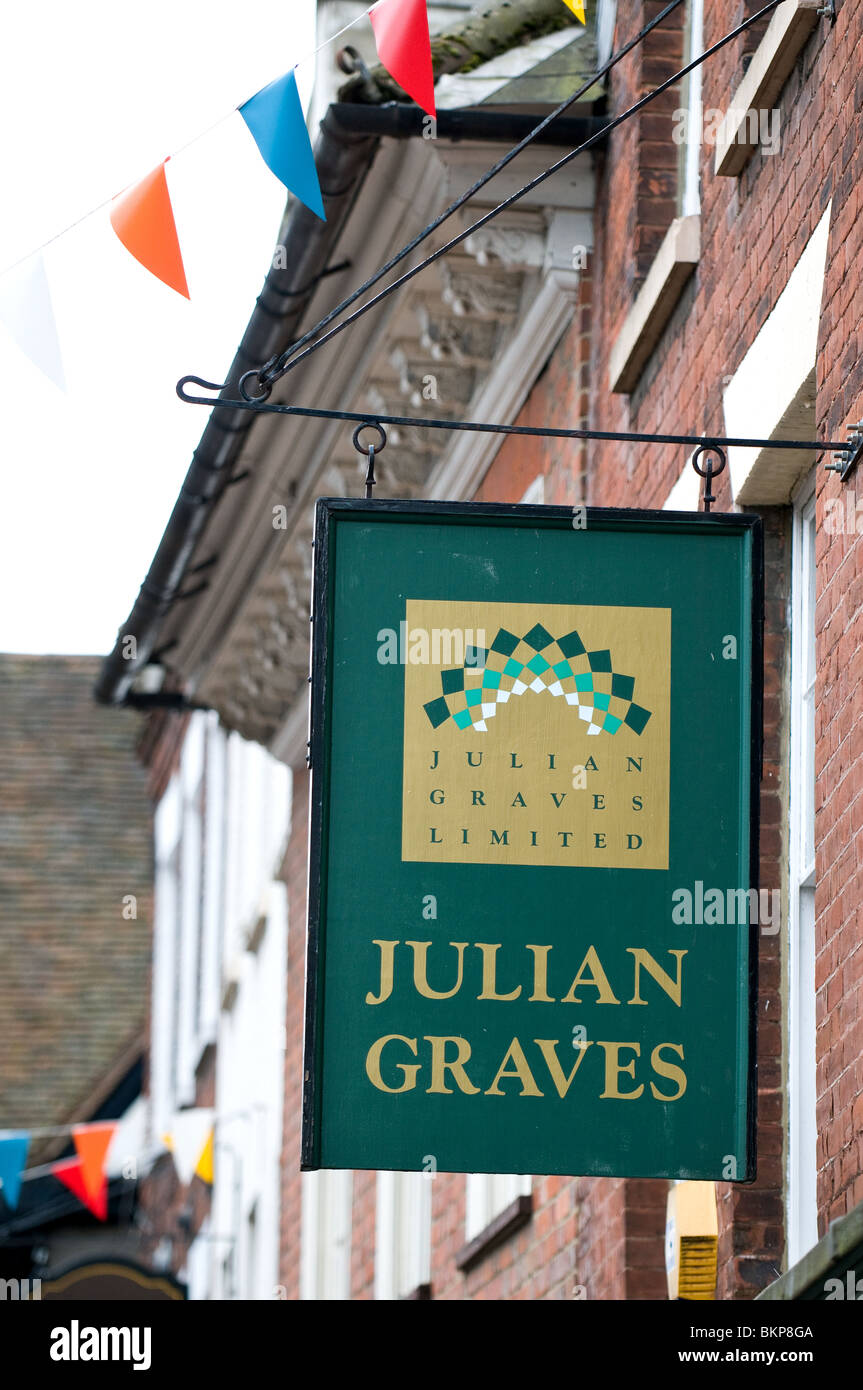 Julian graves hi-res stock photography and images - Alamy