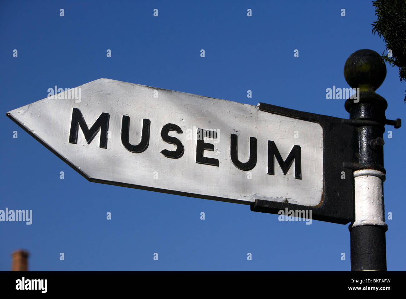 Museum Direction Sign Stock Photos & Museum Direction Sign Stock Images ...