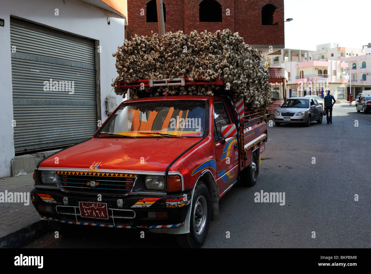 Pickup truck filled with garlic in Hurghada, Egypt Stock Photo - Alamy