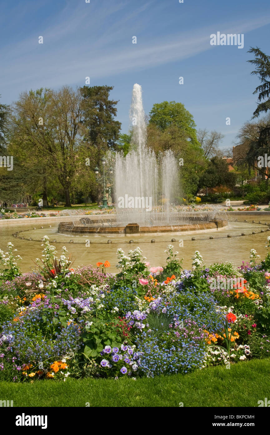 Jardin du Grand Rond and Fountain with Beautiful Flower Beds in ...