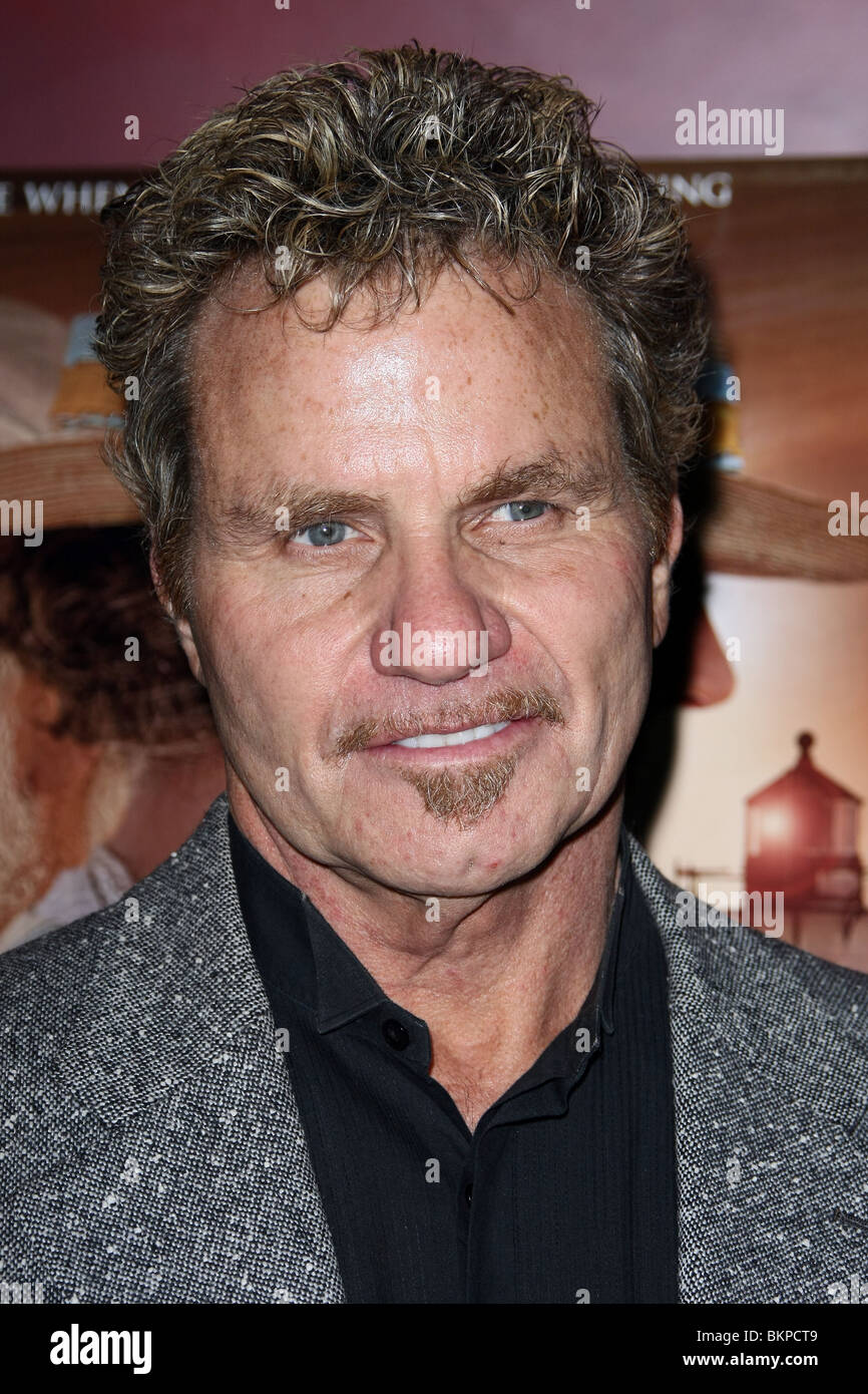 Martin kove hi-res stock photography and images - Alamy