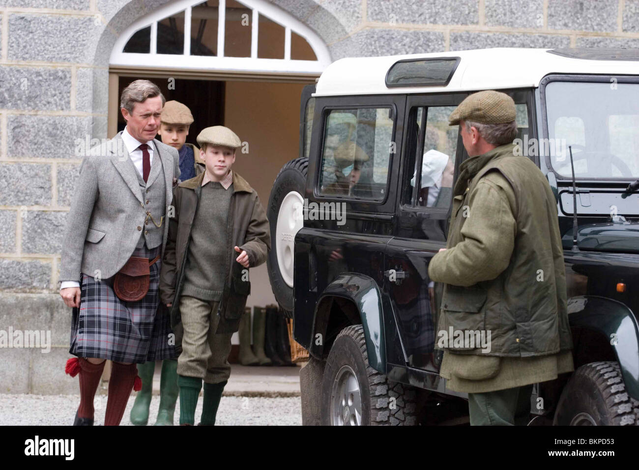 THE QUEEN (2006) ALEX JENNINGS, JAKE TAYLOR SHANTOS, DASH BARBER TQUN ...