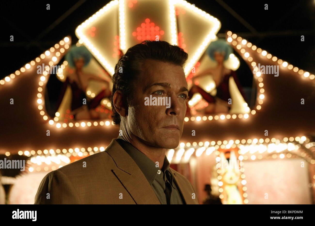REVOLVER (2005) GUY RITCHIE (DIR) REVR 005 Stock Photo - Alamy