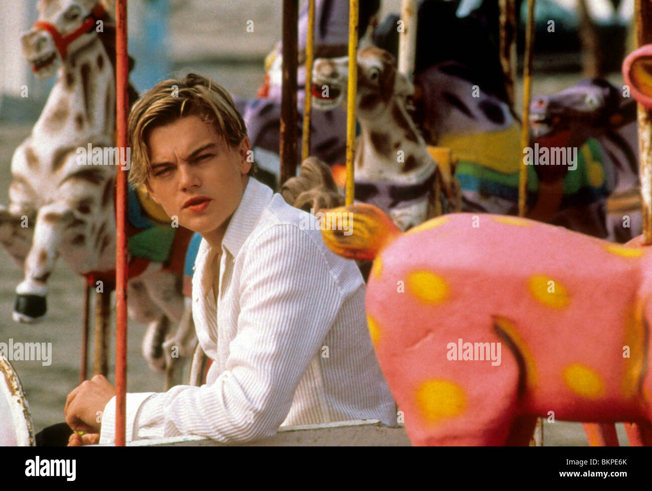ROMEO AND JULIET (1996) LEONARDO DICAPRIO ROMJ 233 Stock Photo - Alamy