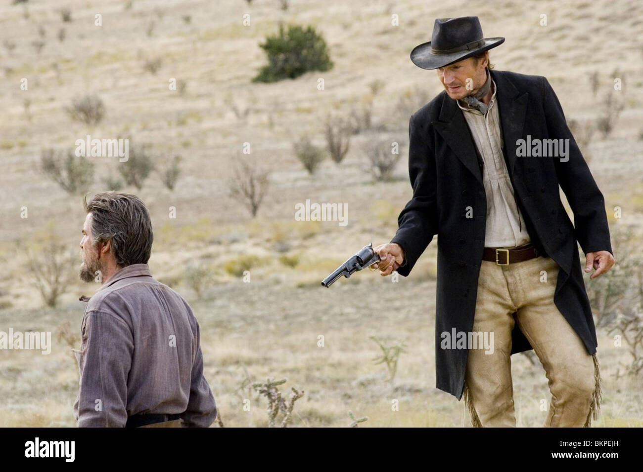Pierce brosnan seraphim falls 2006 hi-res stock photography and images - Alamy