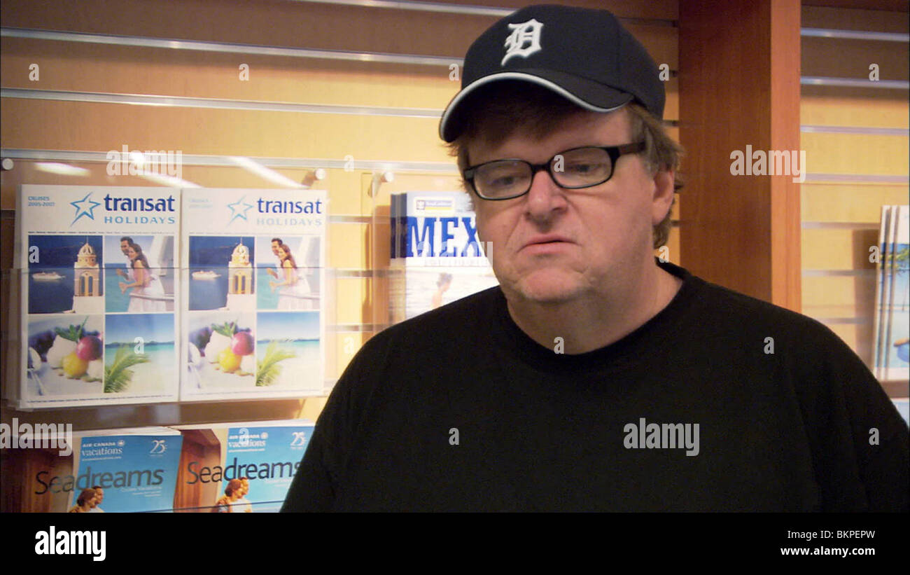 SICKO -2007 MICHAEL MOORE Stock Photo - Alamy