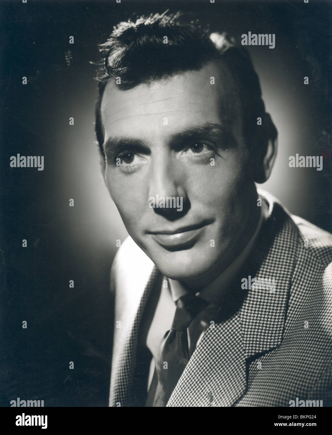 ERIC SYKES PORTRAIT Stock Photo - Alamy