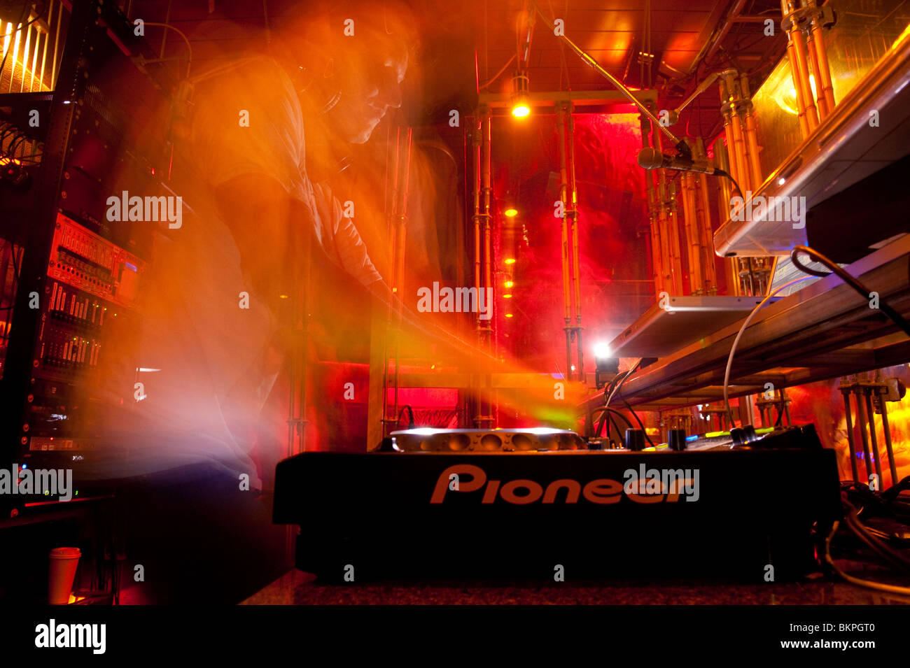 Spinning a disc hi-res stock photography and images - Alamy