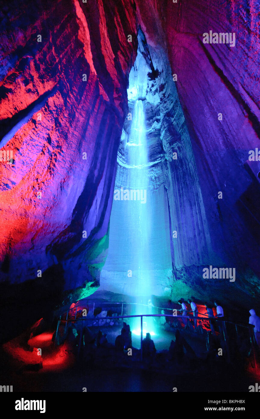 Cave tourist attraction hi-res stock photography and images - Alamy