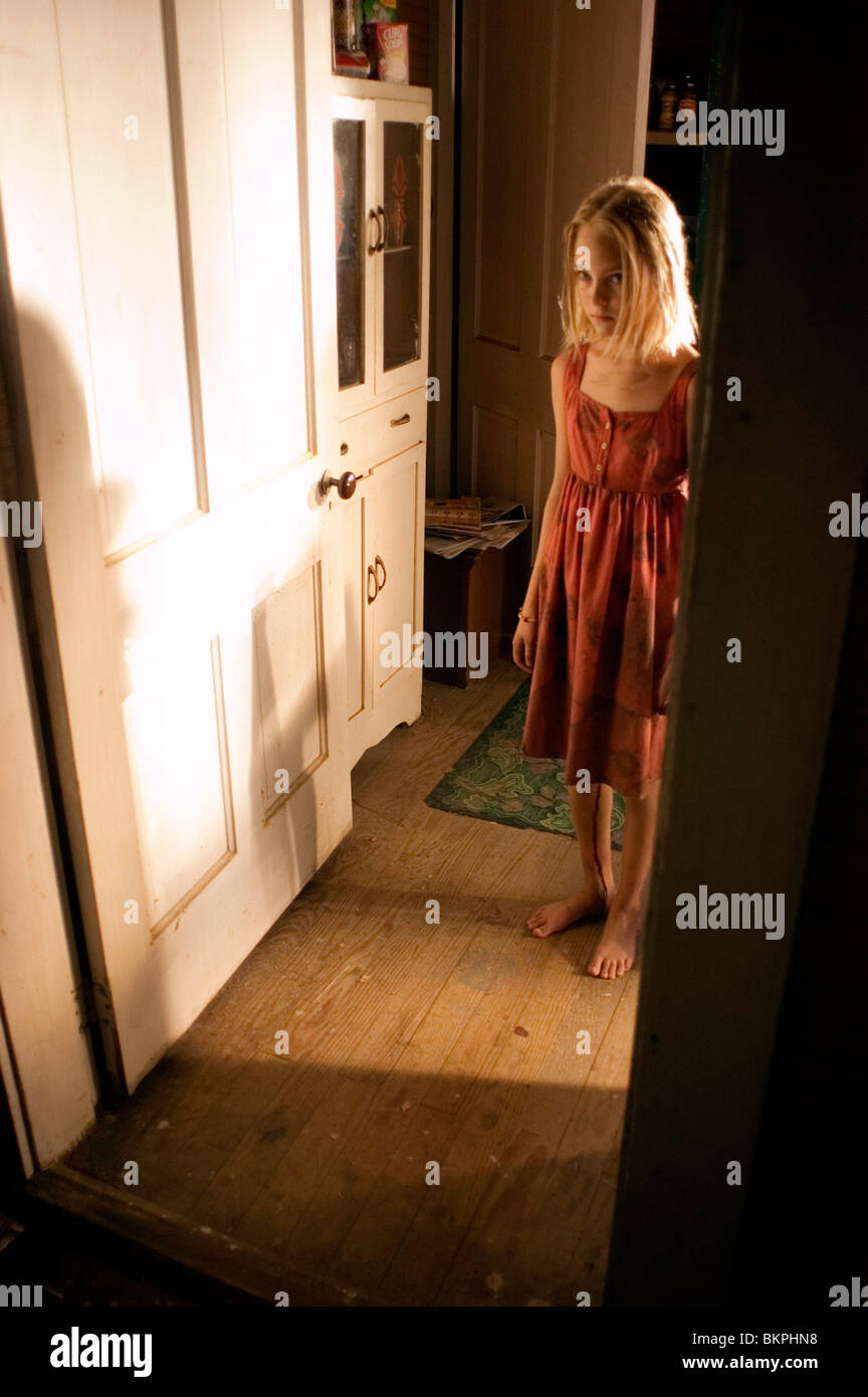 THE REAPING (2007) ANNASOPHIA ROBB REAP 001-02 Stock Photo - Alamy